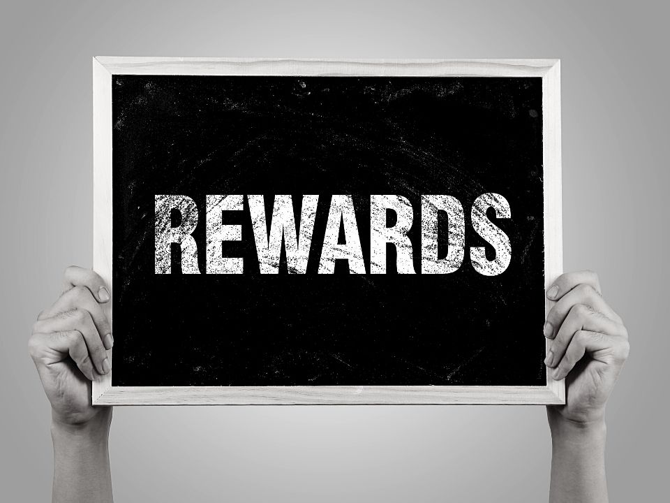 How do I reward my team? | Hawk Associates - Team Building Specialists
